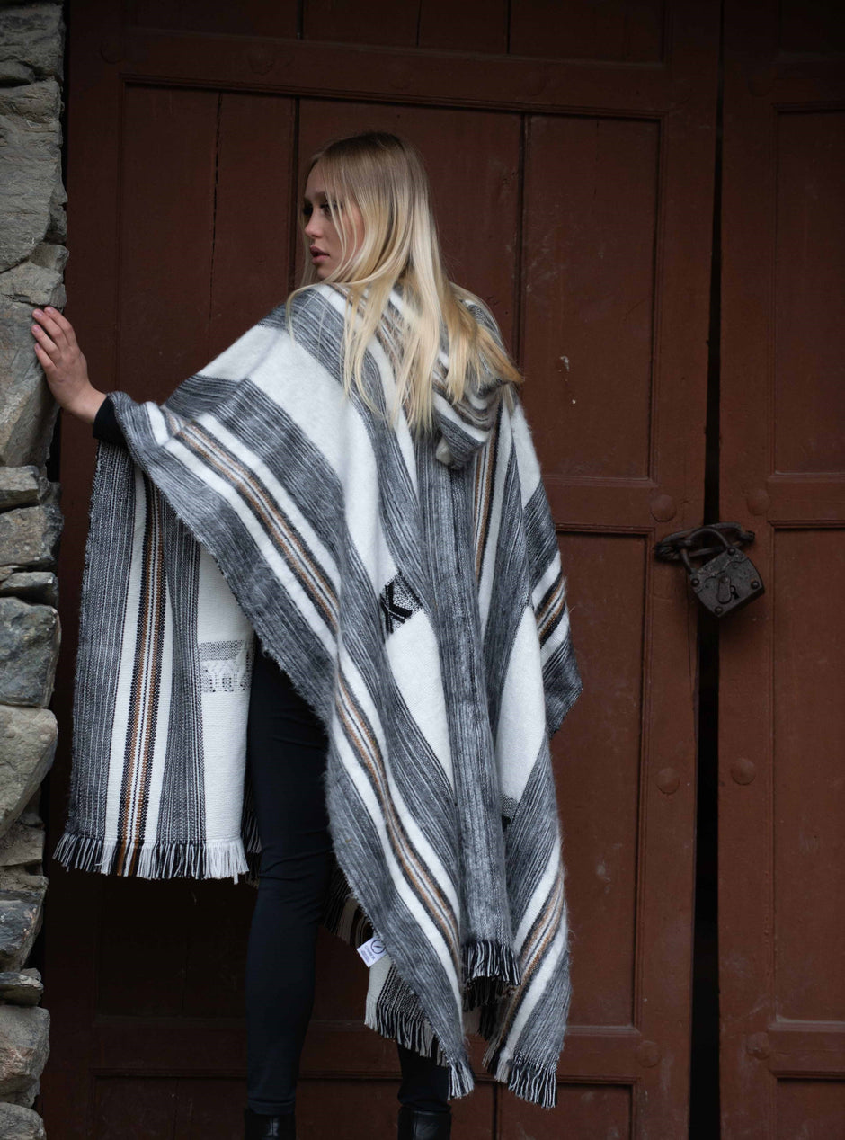 Alpaca Sale Women – Gamboa